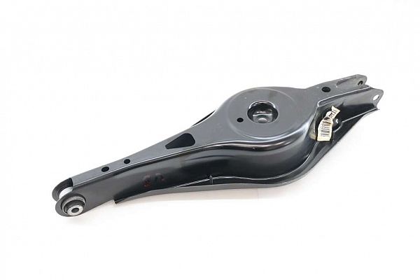 8888776015 : Tragarm hinten - Autoparts24