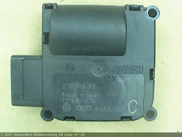 4F0-820-511-B : Varmereguleringsmotor og Varmeregulering - Autoparts24