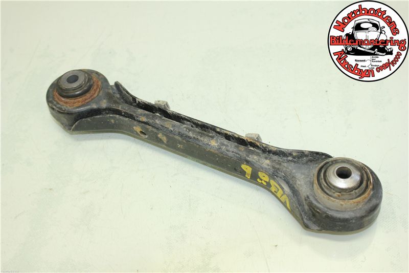 33326763473 : Draagarm achter en Draagarm, lboven - Autoparts24