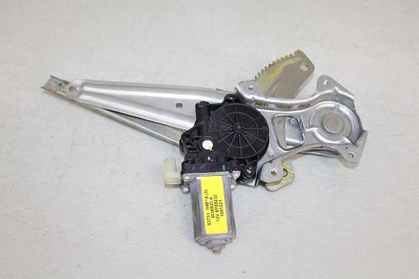827203VV0A : Rudemotor og Rudekabel 2 dørs - Autoparts24