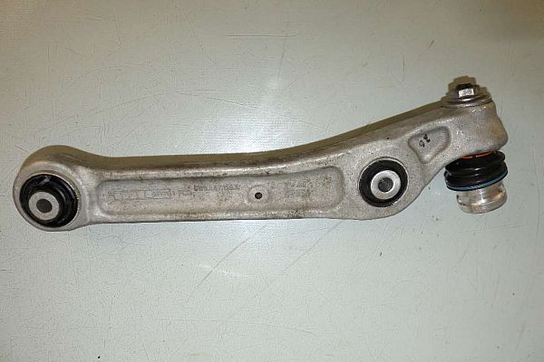 8W0-407-152-C : Bærearm forrest nederst - Autoparts24