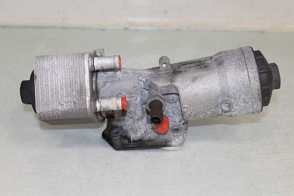 VW Tiguan Ölfilterstutzen gebraucht kaufen | Autoparts24