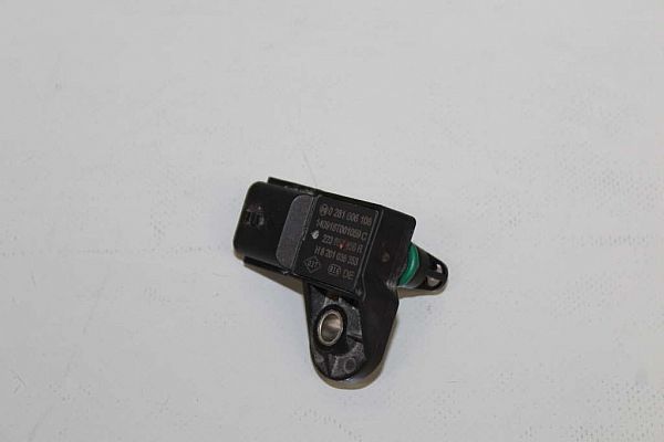 0281006108 : common rail (Injectie) / Verstuiver Brug - Autoparts24