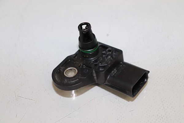 0281006108 : common rail (Injectie) / Verstuiver Brug - Autoparts24