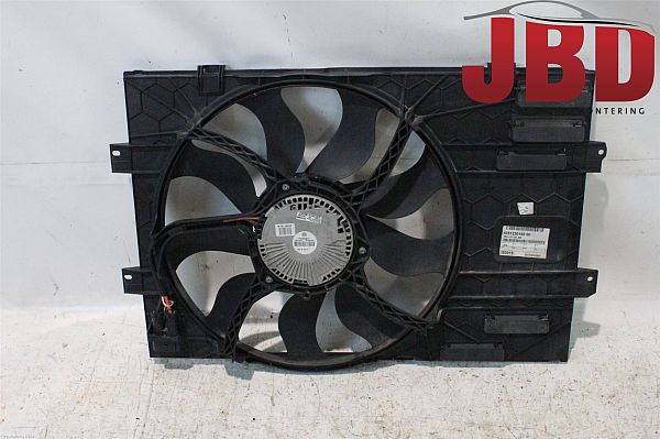7E0-121-205-J : Kølerblæser el - Autoparts24