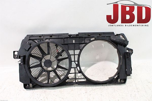 A9065051455 : Radiator bovenkant en Koelvin / Vin - Autoparts24