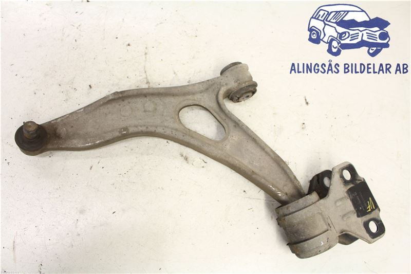 1749992 : Querlenker vorne unten - Autoparts24