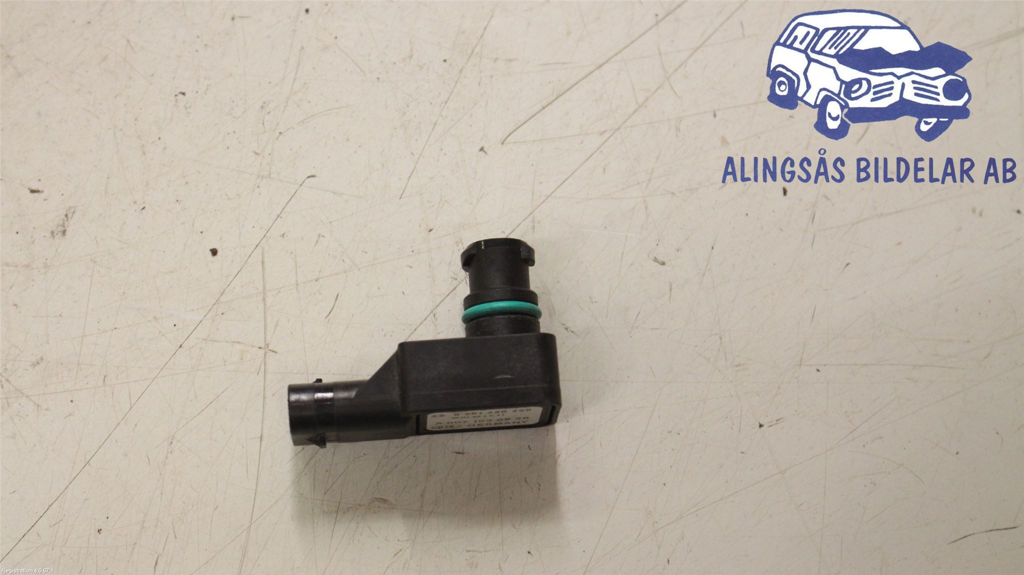 Mercedes-Benz CLS (C218) Pressure regulator A 007 153 05 28