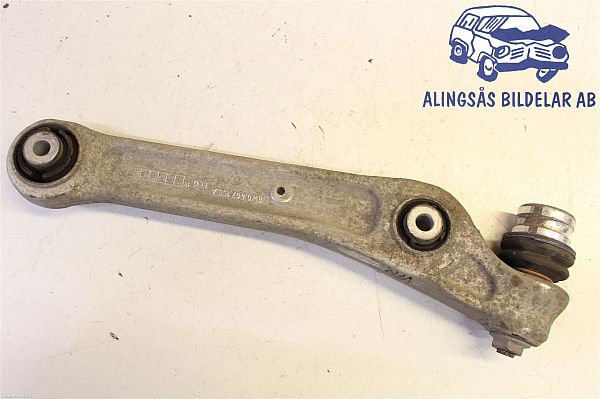 8W0-407-151-C : Bærearm forrest nederst og Bærearm bag - Autoparts24