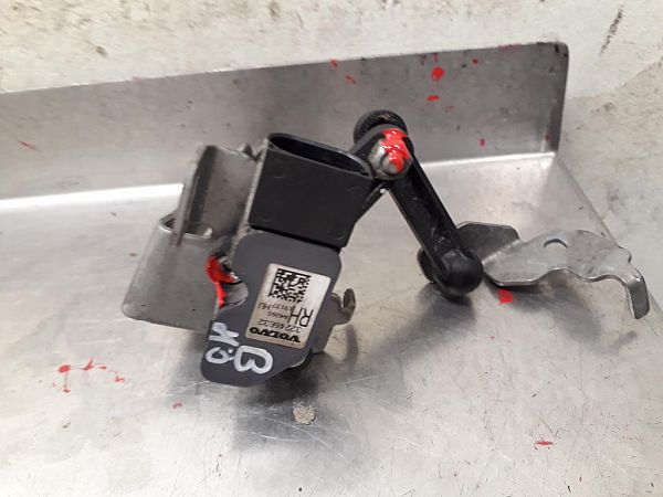 32381794 : Sensor - lygtejustering og Niveauregulerings dele - Autoparts24