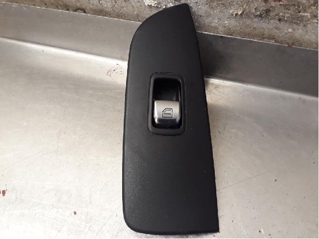 Mercedes-Benz Vito - Electrische raamschakelaar Vito | Autoparts24