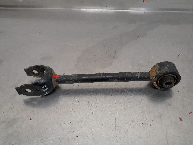 4871042040 : Draagarm achter en Draagarm, lboven - Autoparts24