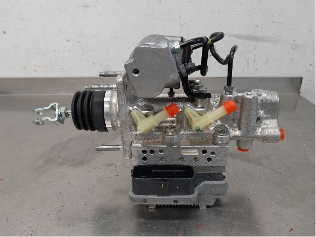 47210-42212 : ABS Pumpe - Autoparts24