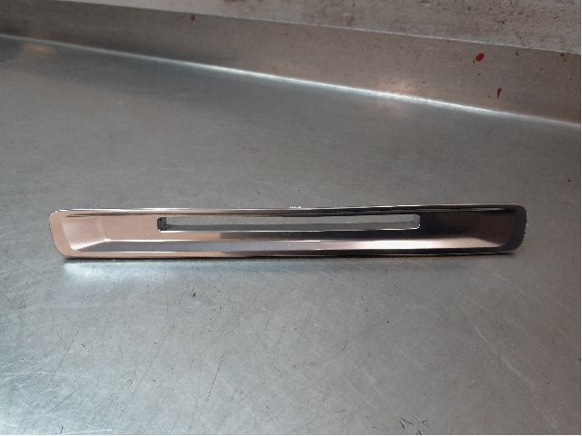 Brugt Volvo Xc60 - Radio-forplade | Autoparts24