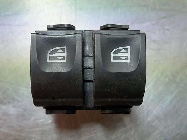 10023899 : Electrische raamschakelaar - Autoparts24