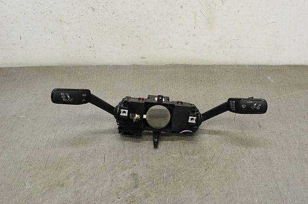 2Q0-953-513-K : Kombischalter kpl. - Autoparts24