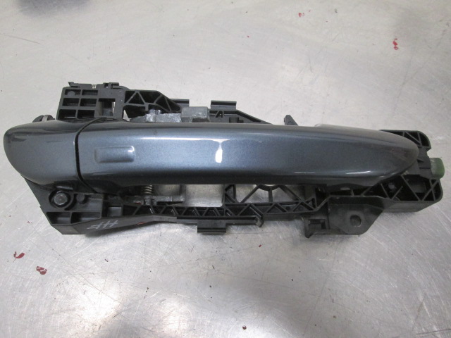 3C0837206E : Håndtag udvending - Autoparts24