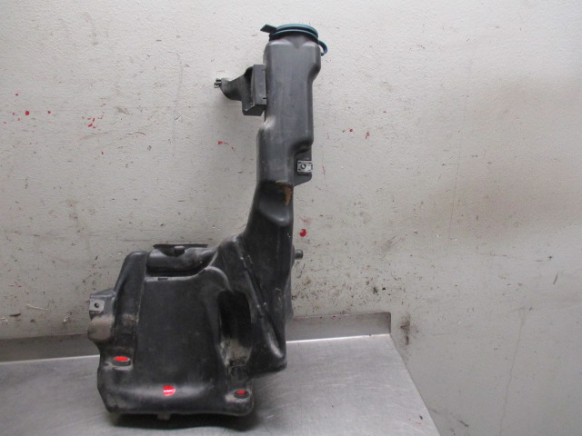 A204-869-0400 : Ruitensproeier reservoir - Autoparts24