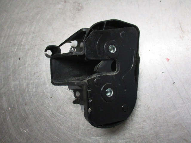 7E0843603E : Dørlås - Autoparts24