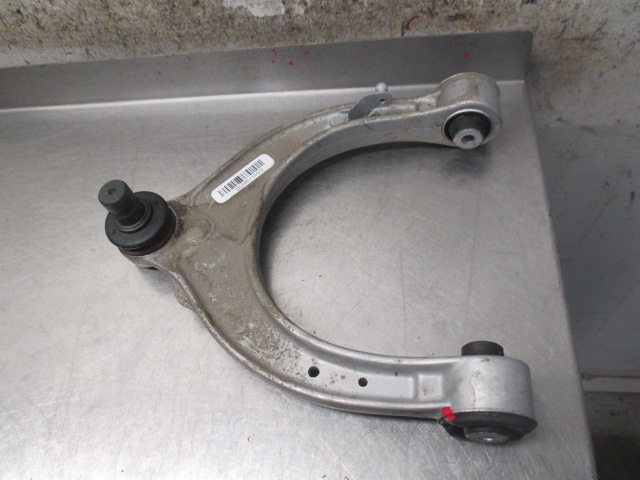 6861185 : Querlenker vorne oben - Autoparts24