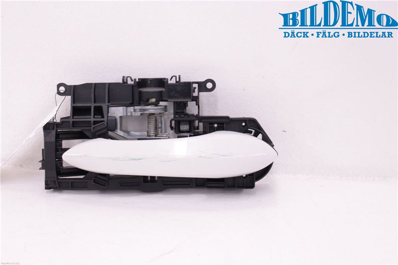 51217175650 : Håndtag udvending og Dørlås - Autoparts24