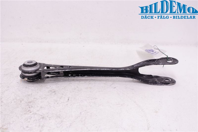 33326861114 : Tragarm hinten - Autoparts24