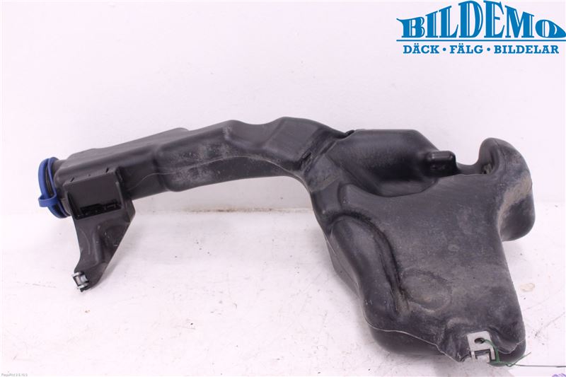 A2048690520 : Ruitensproeier reservoir en Ruitensproeier reservoir met ...