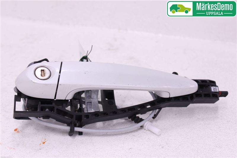 51217326917 : Handgreep / deurgreep achterklep - Autoparts24