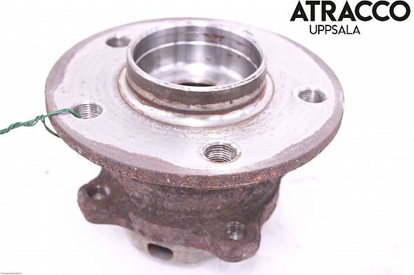 BMW X1 - Asschenkel / Wielnaaf achter X1 | Autoparts24