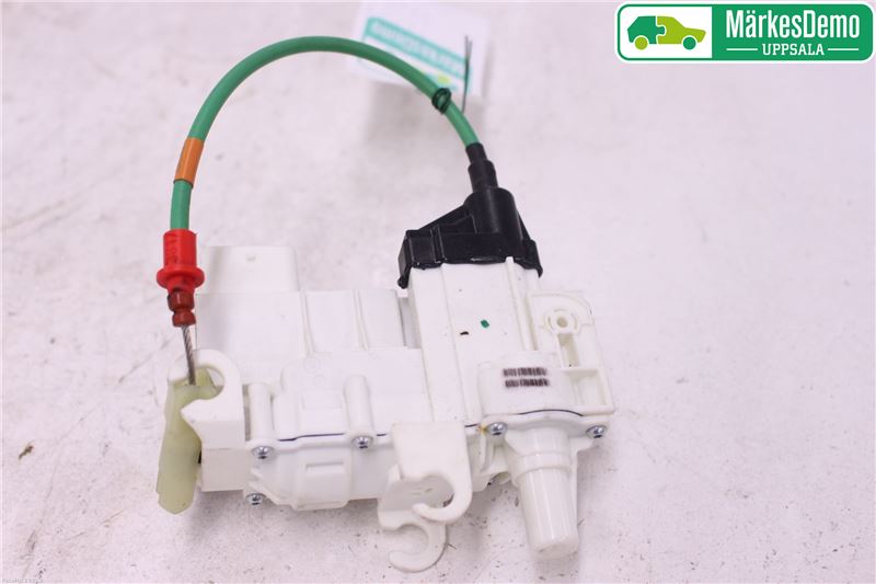 51227480741 : Deurslot en Centrale vergrendeling - Autoparts24