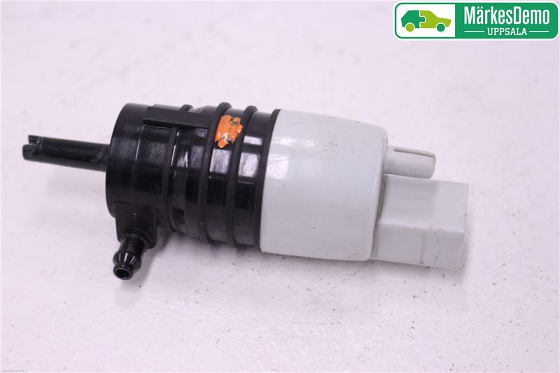 Mercedes-Benz E-class - Ruitensproeier pomp / motor Eclass | Autoparts24