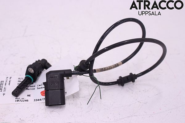 A2139054613 : Capteur ABS - Autoparts24