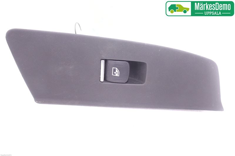 61319327031 : fensterheizungsschalter - Autoparts24