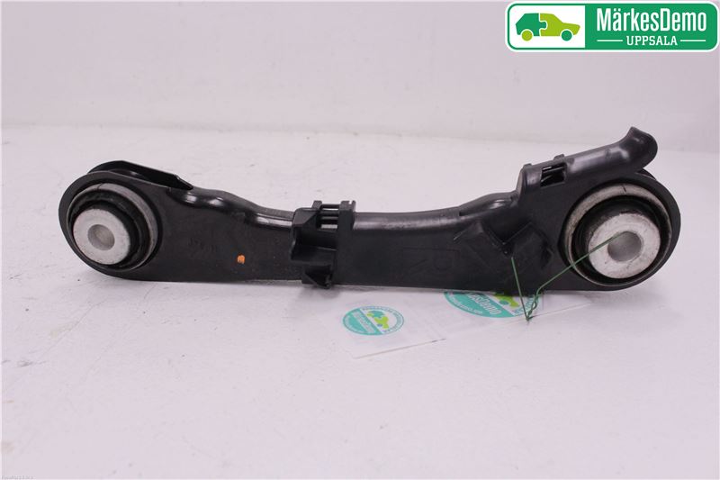 6-867-537 : Draagarm achter en Draagarm, lboven - Autoparts24