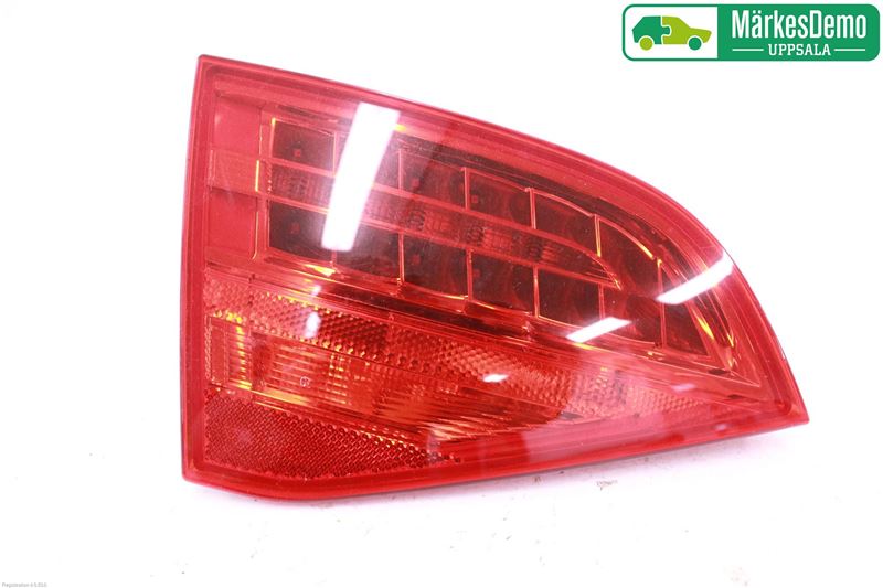 8K9-945-093-B : Baglygte - Autoparts24