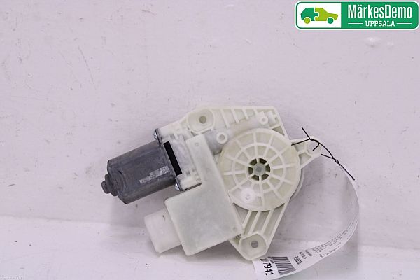 51337457249 : Fensterhebermotor und Fensterheber 2-türig - Autoparts24