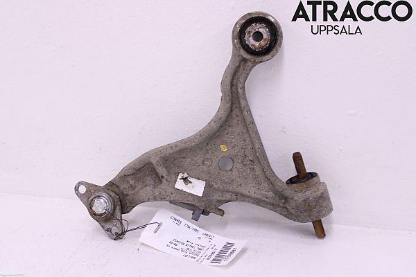9492120 : Bærearm forrest nederst - Autoparts24