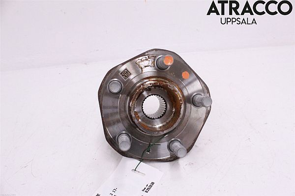 Tesla Model 3 Radnabe vorn links und rechts gleich gebraucht kaufen ...