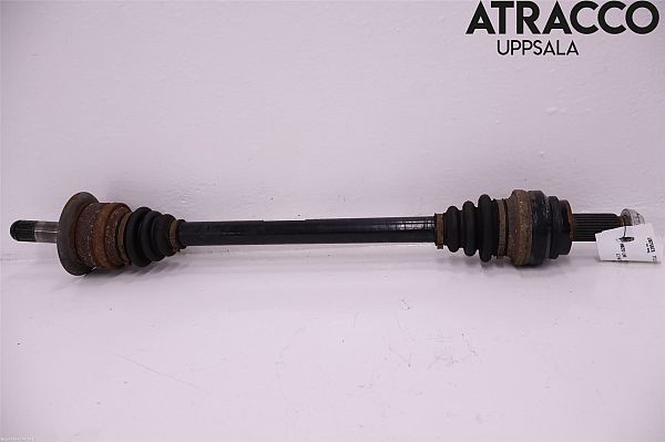 33207647027 : Bagaksel - venstre og Drivaksel bag - Autoparts24