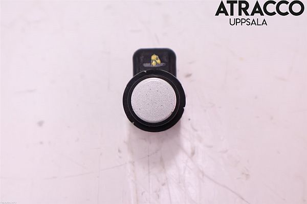 2018398 : Parkeerhulp achter sensor en Parkeerhulp sensor voorzijde ...