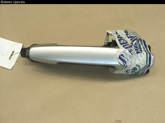 69211-42010 : Handgreep / deurgreep achterklep - Autoparts24