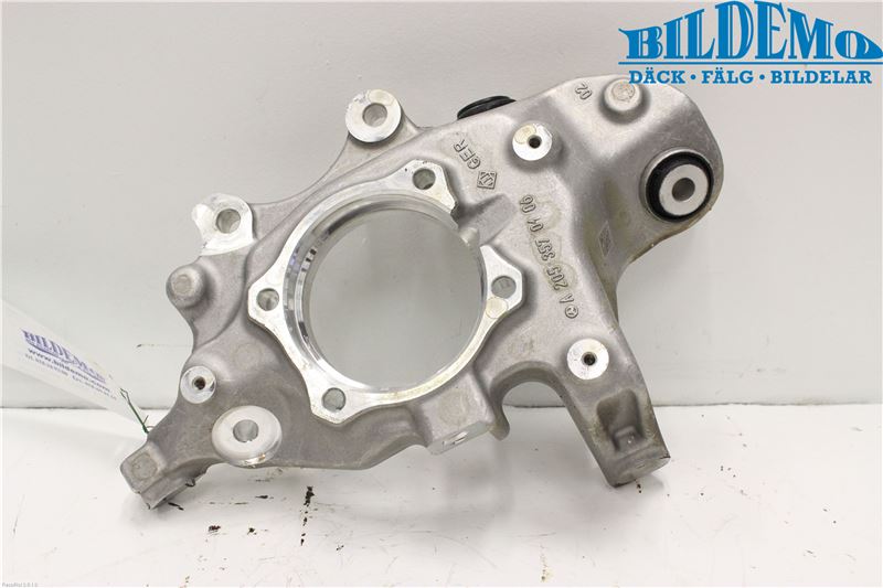 A205-350-0141 : Asschenkel / Wielnaaf achter - Autoparts24