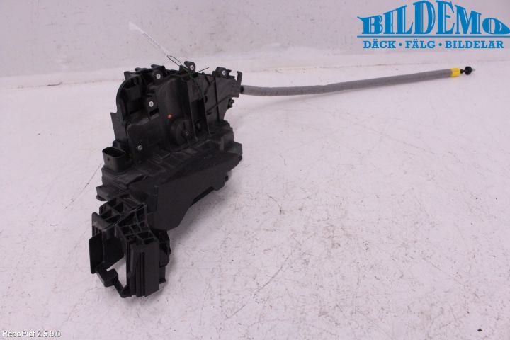 A-099-720-68-01 : Dørlås og Centrallås - Autoparts24