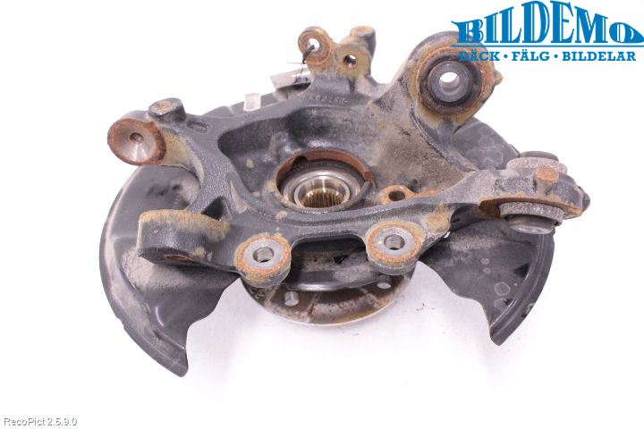 33326792516 : Asschenkel / Wielnaaf achter - Autoparts24