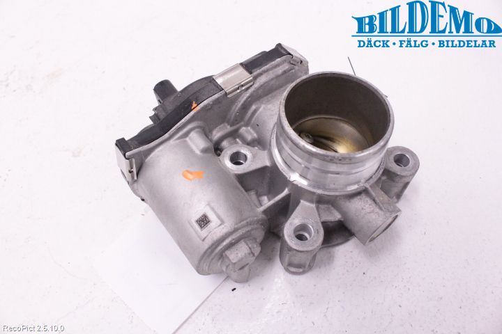55494220 : Drosselklappe und Drosselklappenstellmotor - Autoparts24