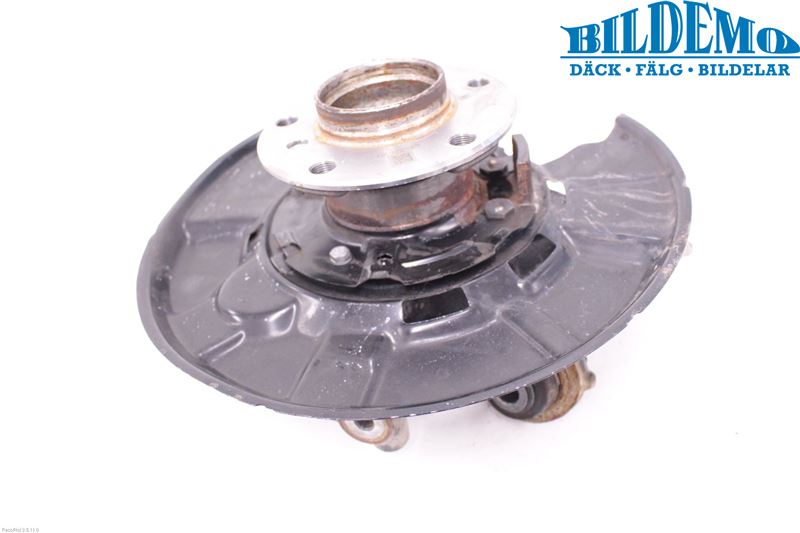 33326792516 : Asschenkel / Wielnaaf achter - Autoparts24