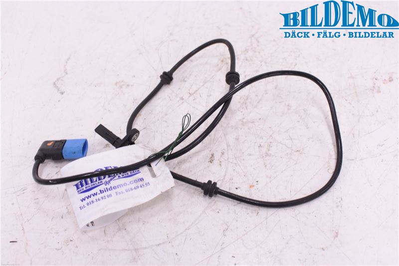 A2469059402 : ABS sensor - Autoparts24