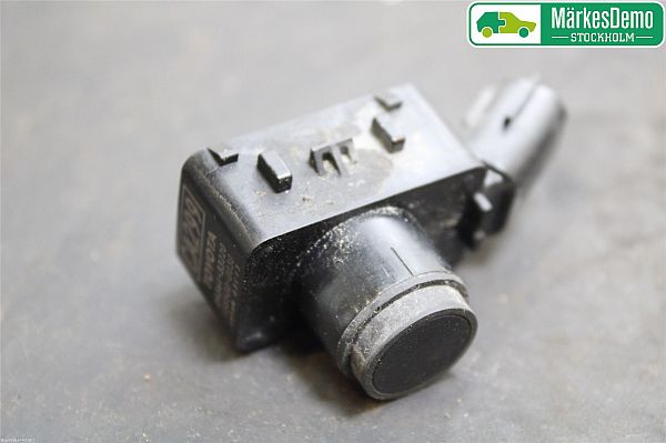 8934133220 : Parkeringssensor for og Parkeringssensor bag - Autoparts24