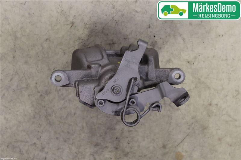 VW Amarok - Remklauw, rechtsachter Amarok | Autoparts24