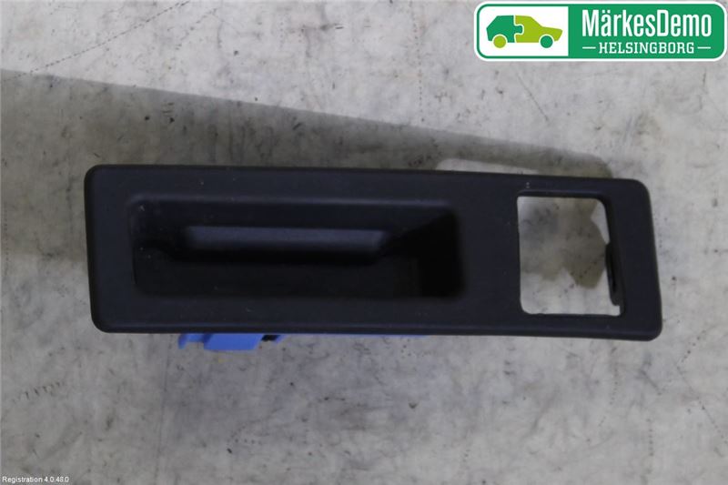 51247368753 : Handgreep / deurgreep achterklep en Kamera - Autoparts24